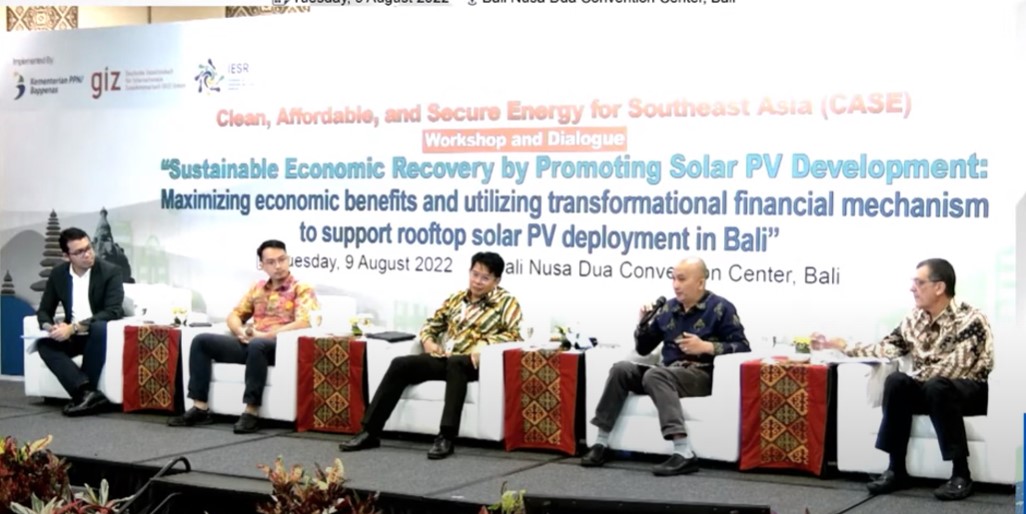 Pemulihan Hijau dengan Adopsi PLTS Atap - baliilu.com