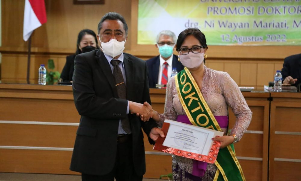 Ni Wayan Mariati Raih Gelar Doktor Ilmu Kedokteran - baliilu.com
