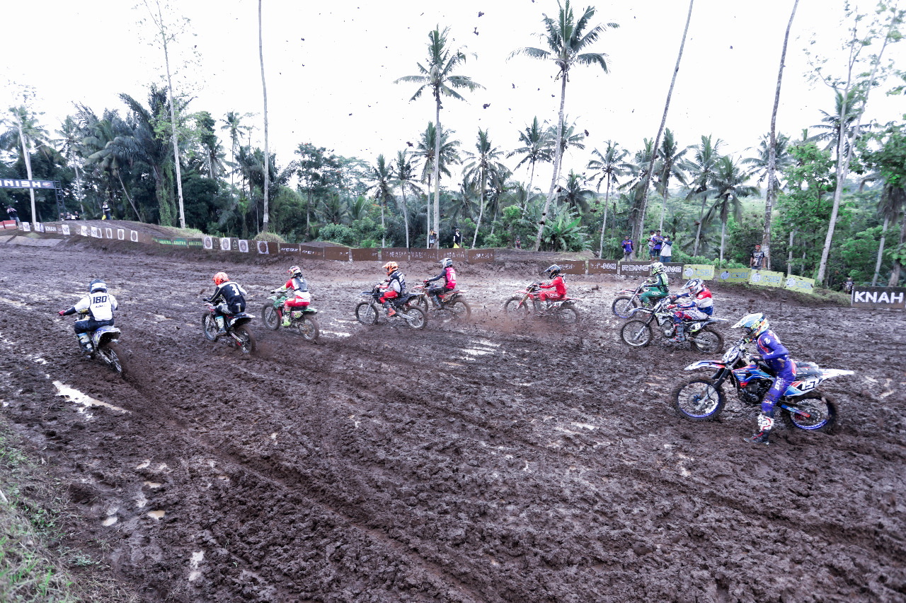 Lomba Balap Sepeda Motor IMI Bali Road Show Bupati Badung Cup ...