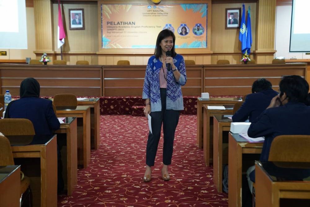 UPT Bahasa Unud Gelar Pelatihan Udayana ‘’Academic English Proficiency ...