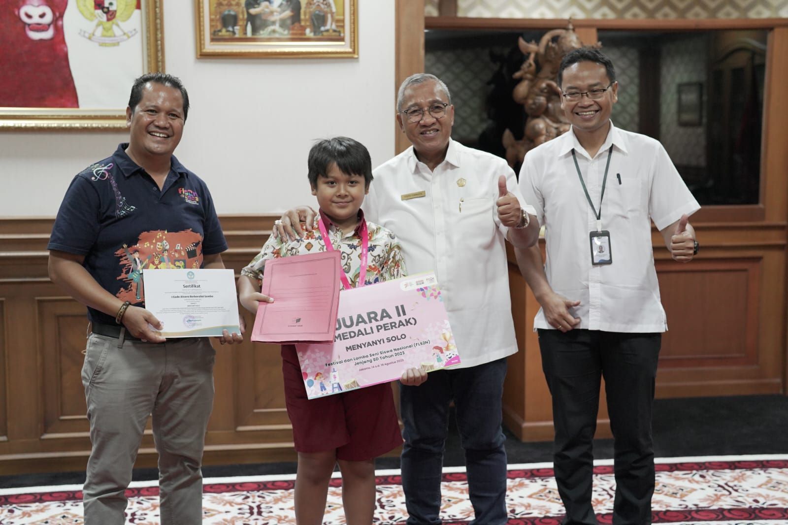 Putu Parwata Apresiasi Prestasi Alvaro Juara 2 Nasional Menyanyi Solo ...