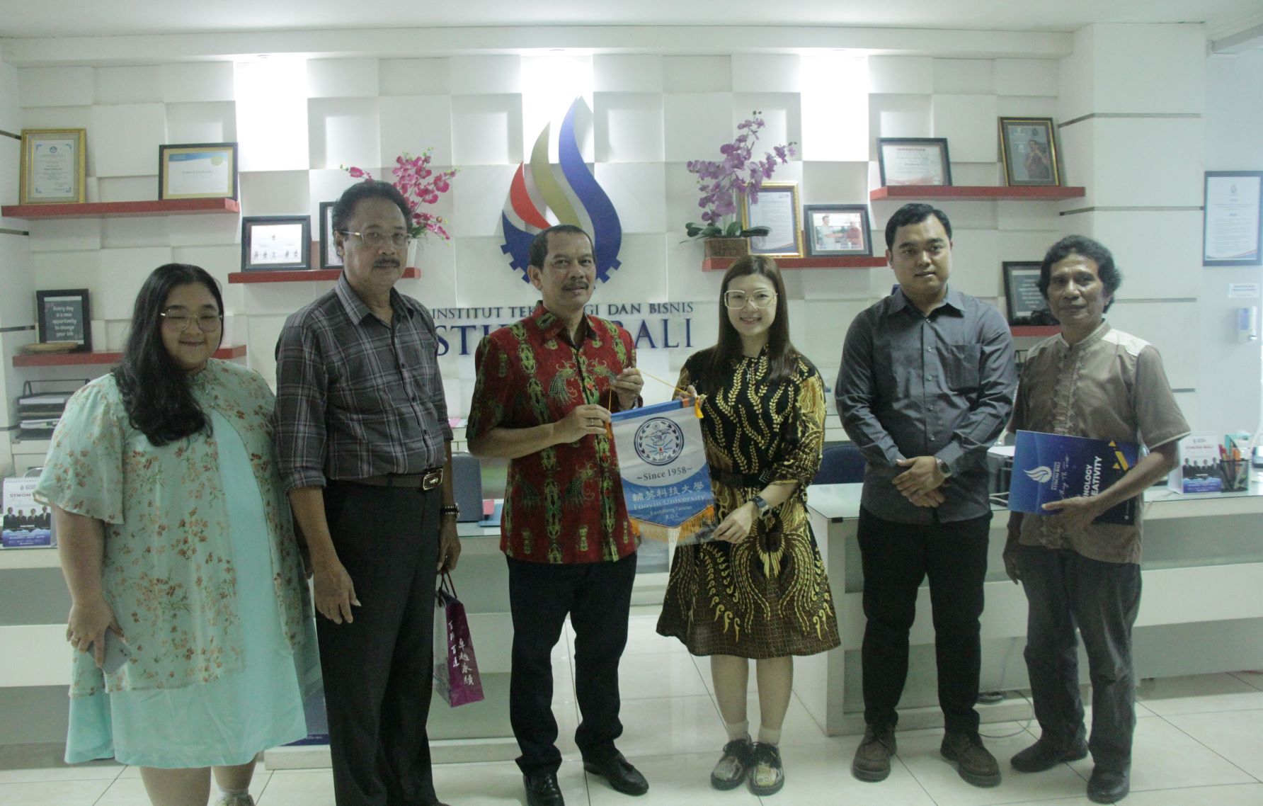 ITB STIKOM Bali Kerja Sama dengan Fooyin University Taiwan - baliilu.com