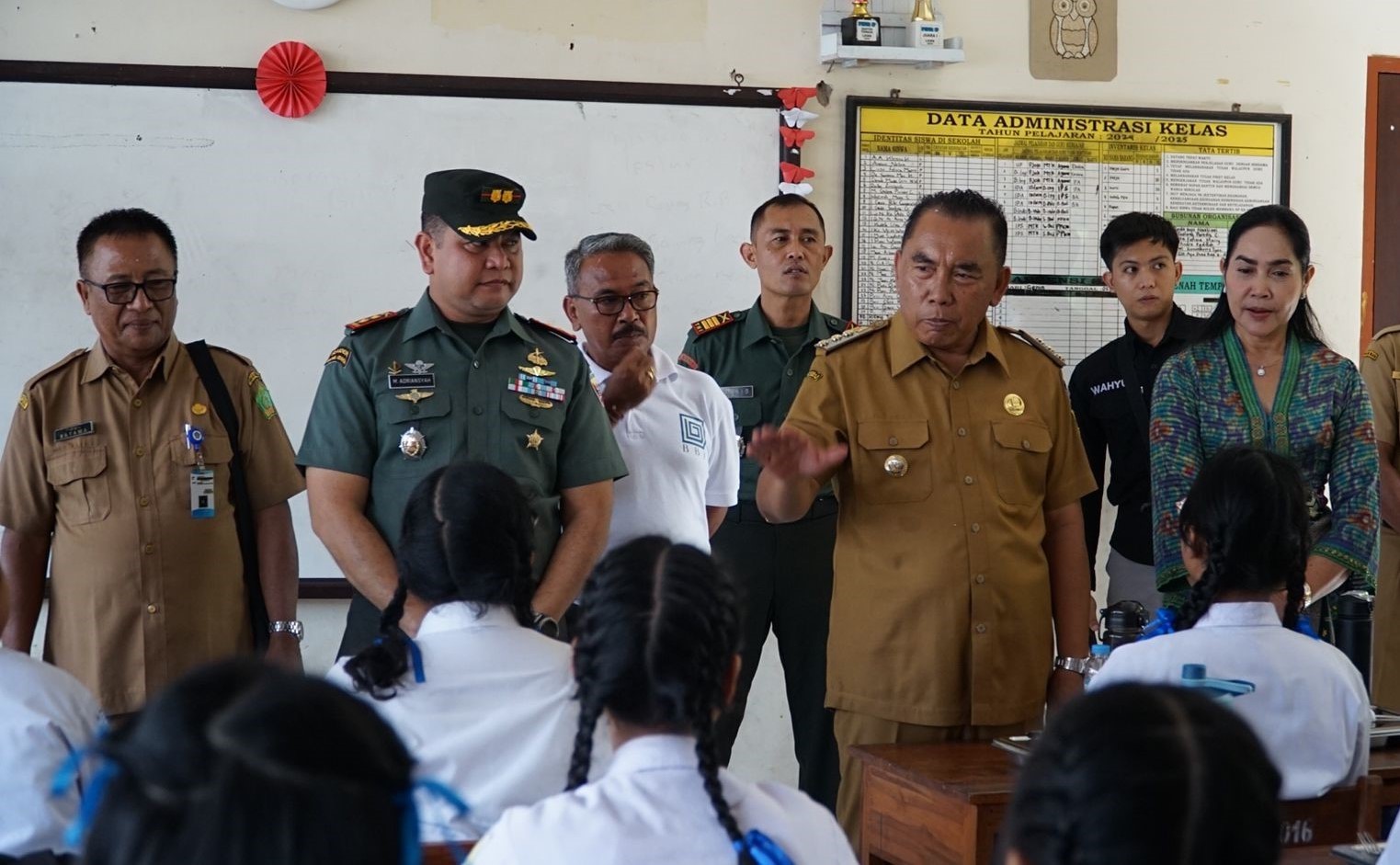 Kodam IX/Udayana Bersama BGN ‘’Kick Off’’ Makan Bergizi Gratis ...