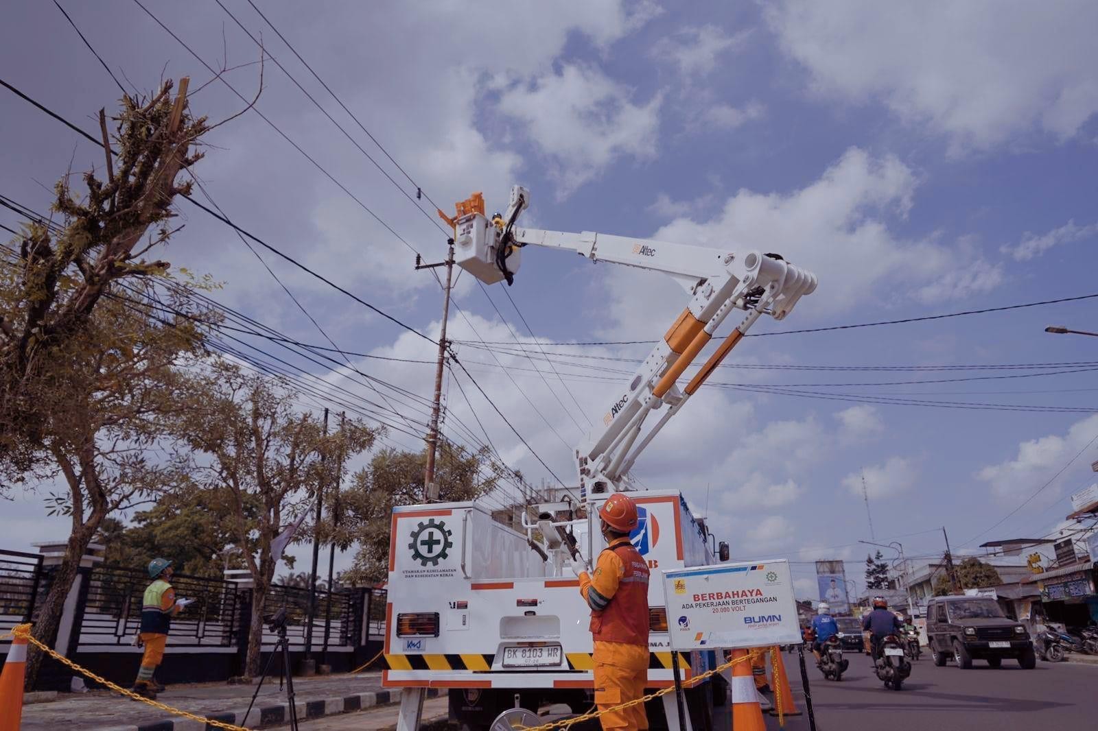 Durasi dan Frekuensi Gangguan Listrik Menurun, PLN Catat Kinerja ...